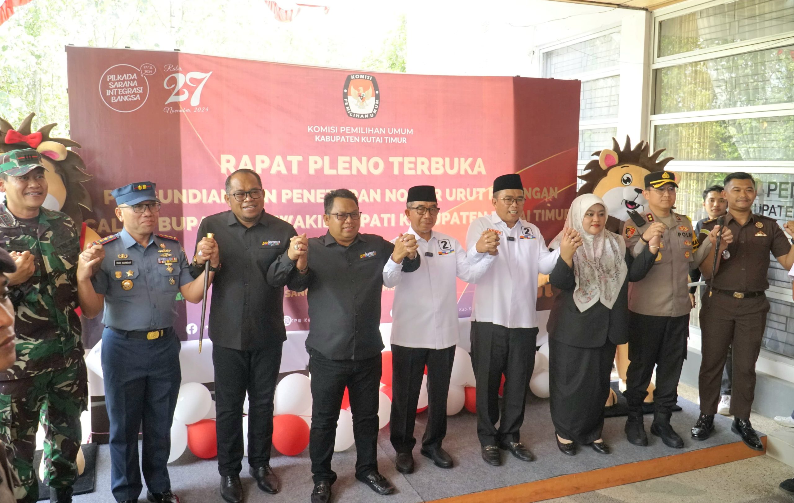 KB-Kinsu dan ARMY Deklarasi Kampanye Damai Pilkada Kutim | Katakaltim ...