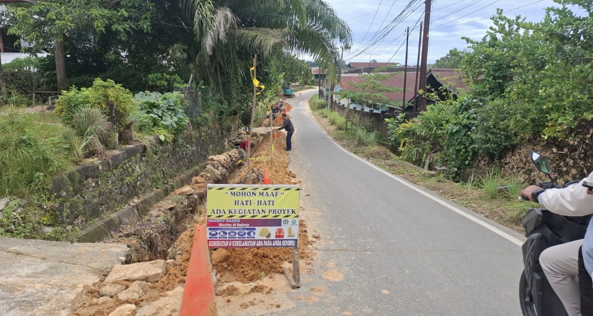 DPRD Bontang Sem Nalpa Apresiasi Penambahan Pipa PDAM | Katakaltim.com ...