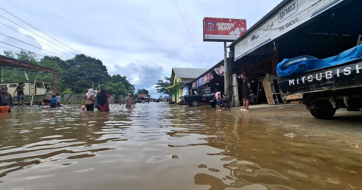Banjir Datang Lagi, Ratusan Rumah Warga di Tering | Katakaltim.com ...