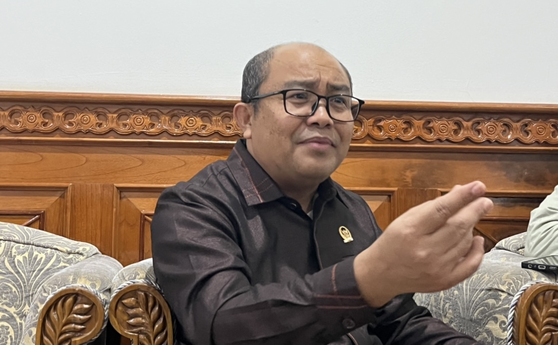 Novel Tyty Paembonan Sebut Kutim Penuh Toleransi dan Solidaritas Novel Tyty Paembonan Sebut Kutim Penuh Toleransi dan Solidaritas